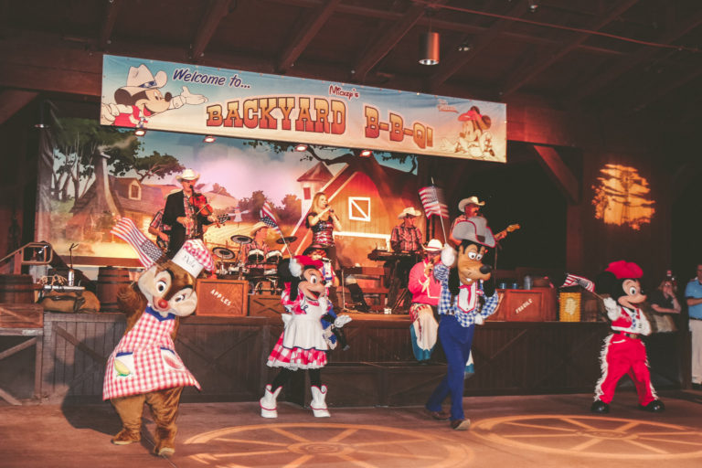 Is Disney Character Dining Worth it?: Mickey's Backyard BBQ Birthday ...
